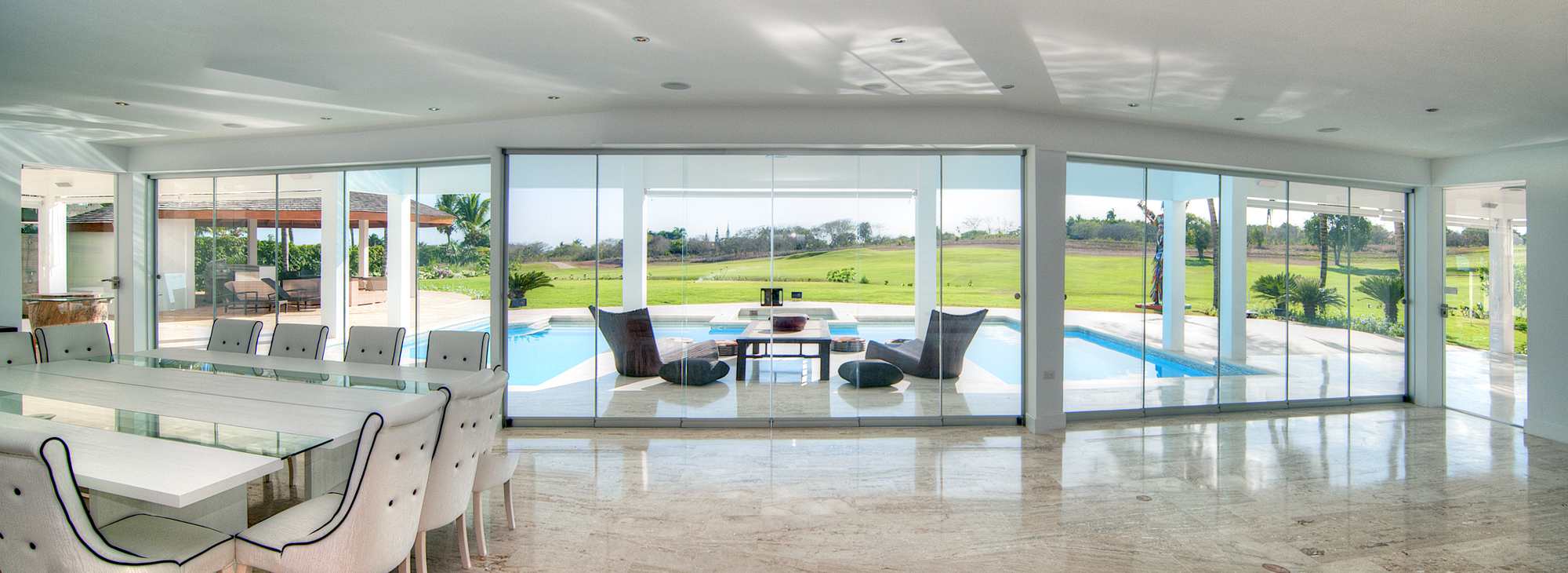 LE COULISSANT PANORAMIQUE SEEGLASS RUN - Solutions Solaires